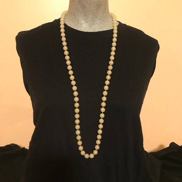 Jewelry | Light Tan Single Strand Necklace | Poshmark